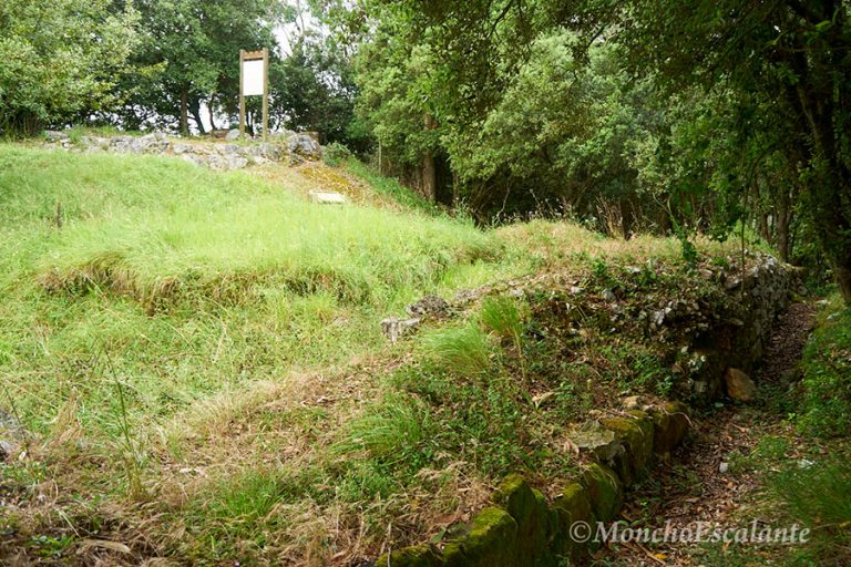 El Castillo del Collado en Escobedo - Cantabria Inusual